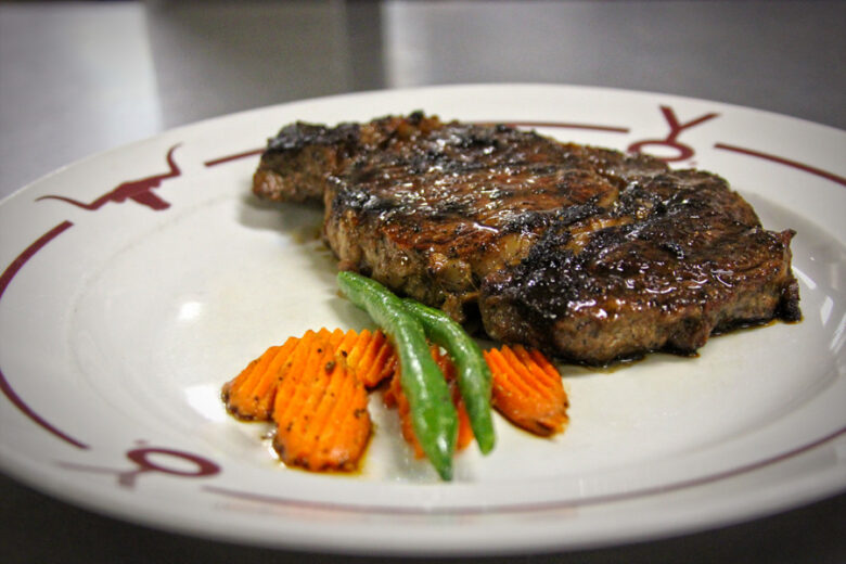 What are the Types of Steak? Dallas Steakhouse & Private Party Rooms